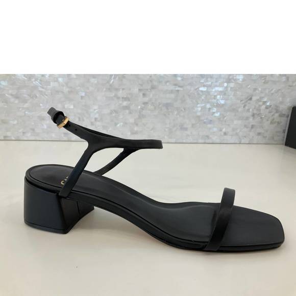 Carrano | Shoes | New Carrano Lorna Sadal In Black Leather | Poshmark